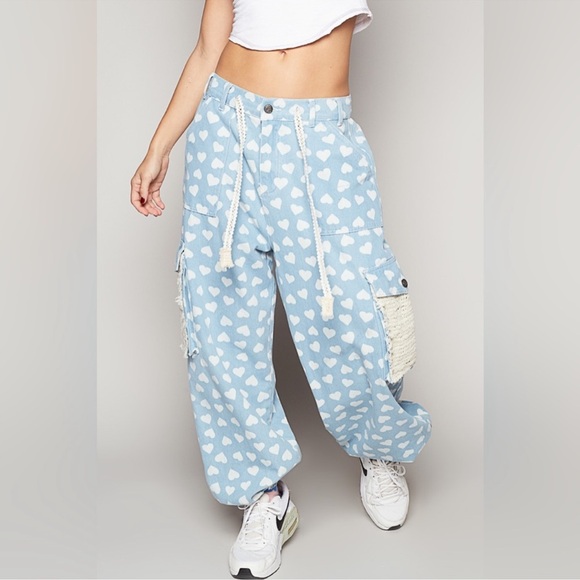 POL | Pants & Jumpsuits | 53 Nwot Pol Light Blue Heart Print Denim ...